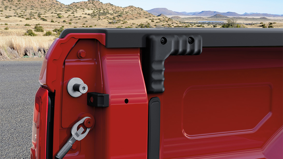 7 Mopar Towing and Hauling Accessories | Mopar Blog
